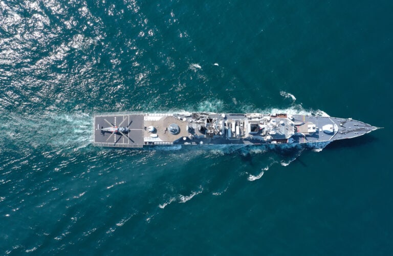 Alignment equipment for calibrating weapon systems - Schill